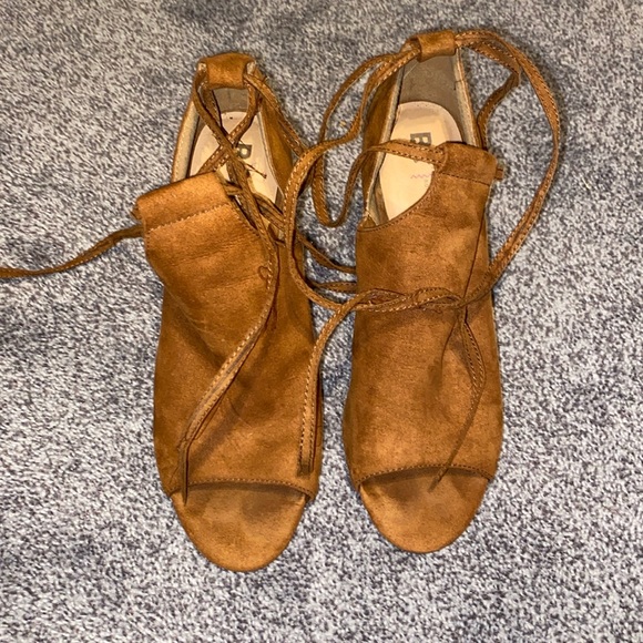 BC Footwear | Shoes | Bc Born In California Block Heel | Poshmark